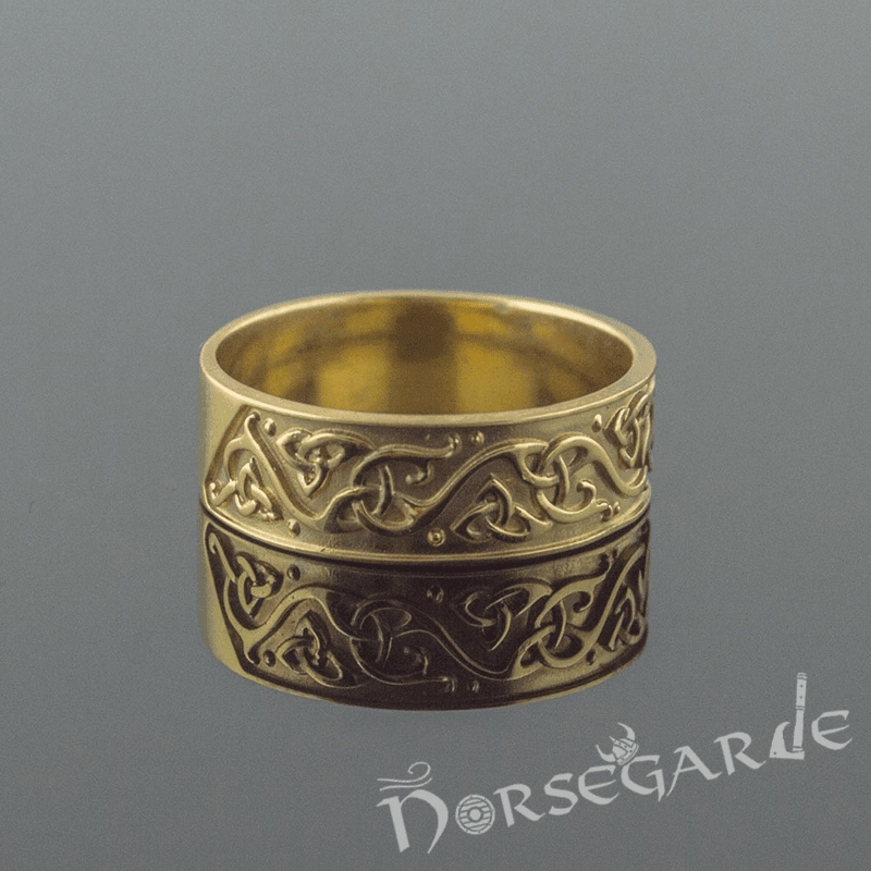 Handcrafted Urnes Art Ornamental Band - Gold Viking Ring