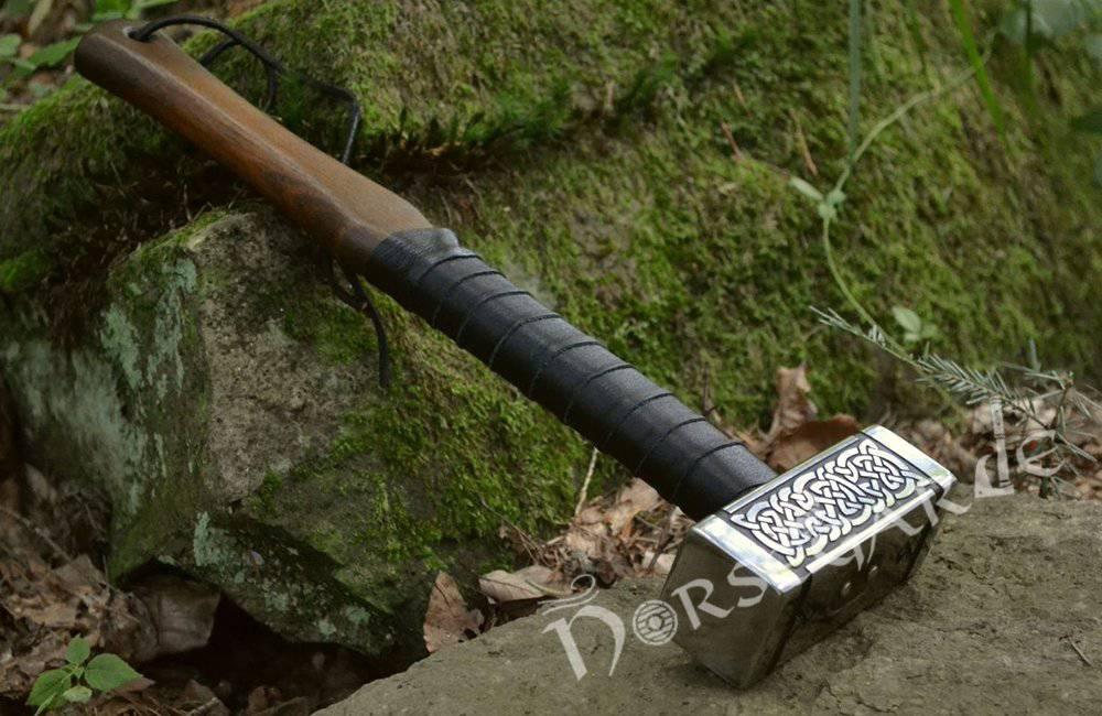 Handforged Slavic Hammer 'Svarog'